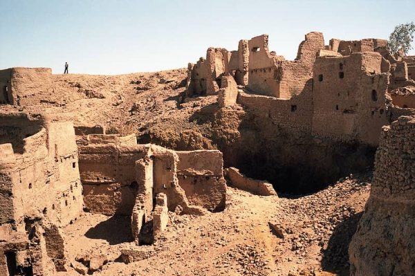 Discover Mut Village in Egypt Desert | Top Ten Egypt